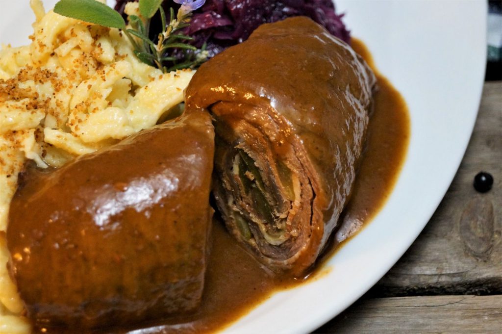 Hausgemachte Rinderroulade | Apfel-Rotkohl | Spätzlesknöpfle | kuechedaheim